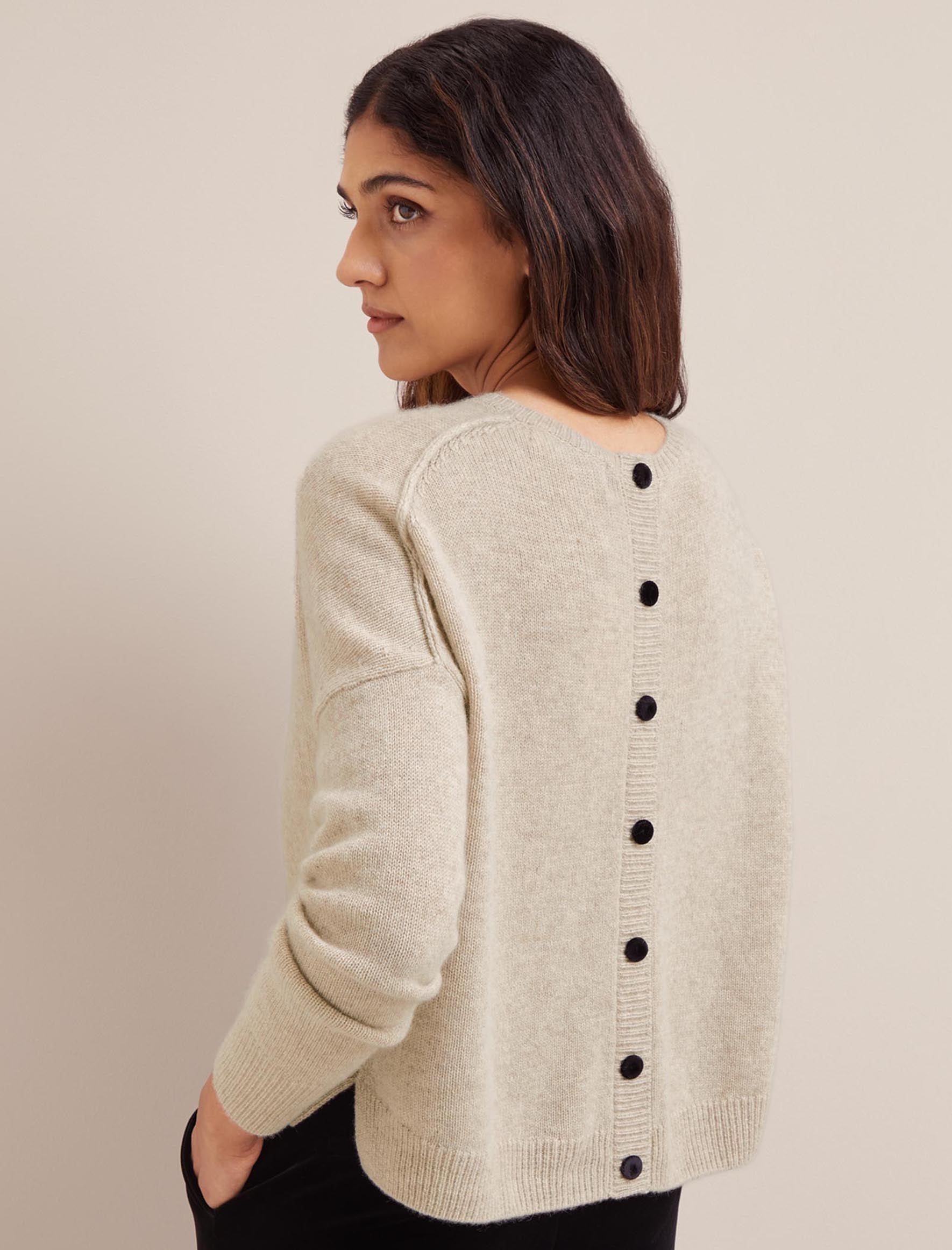 Lainey Boxy Back Button Detail Cashmere Jumper - Sand
