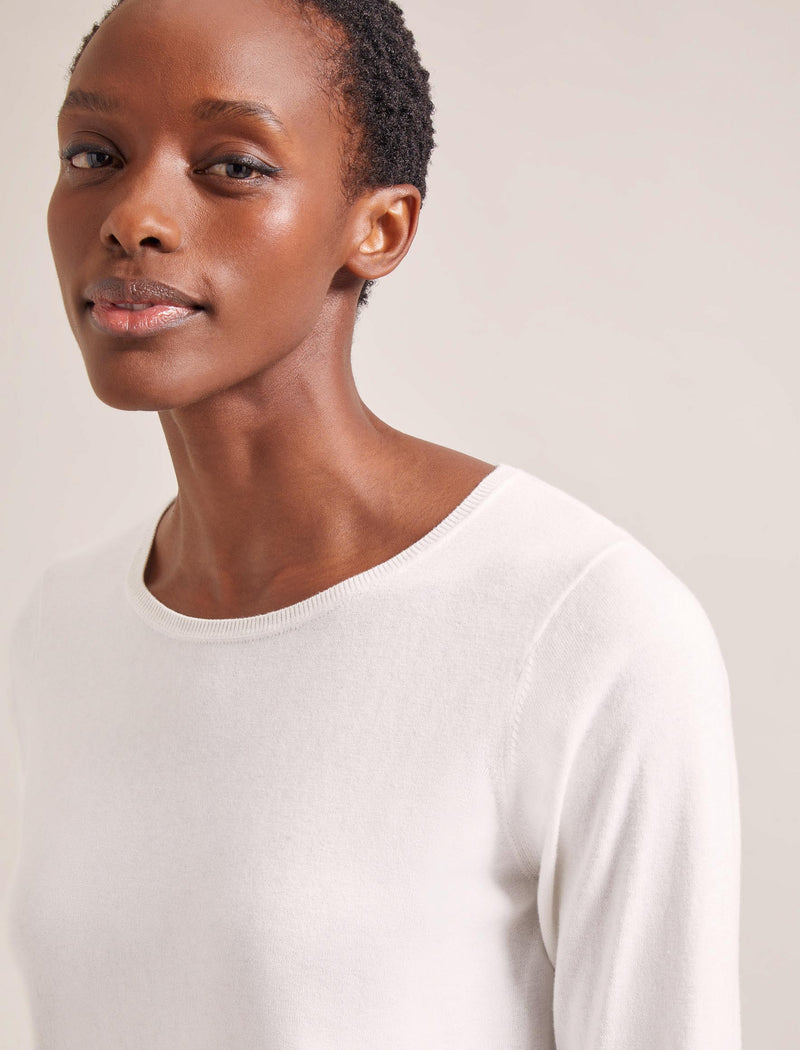 Maia Cotton Silk Fine Knit Round Neck 3/4 Length Sleeve T-shirt - White
